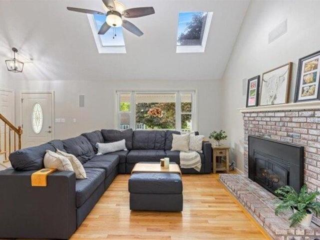 house with 4 bedroom, Litchfield NH DS104266315