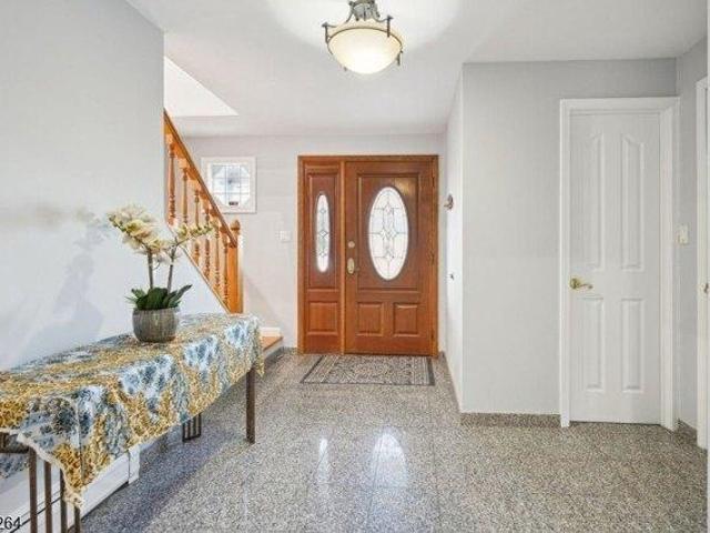 house with 4 bedroom, Livingston NJ DS104236406