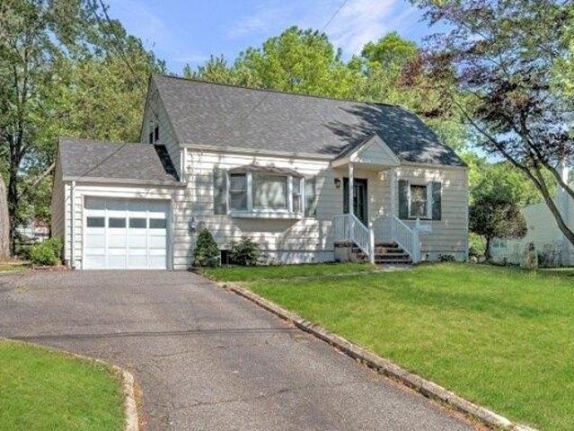 house with 4 bedroom, Livingston NJ DS104299705
