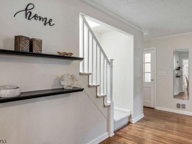 house with 4 bedroom, Livingston NJ DS104373719