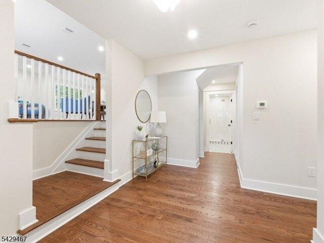 house with 4 bedroom, Livingston NJ ES104850013