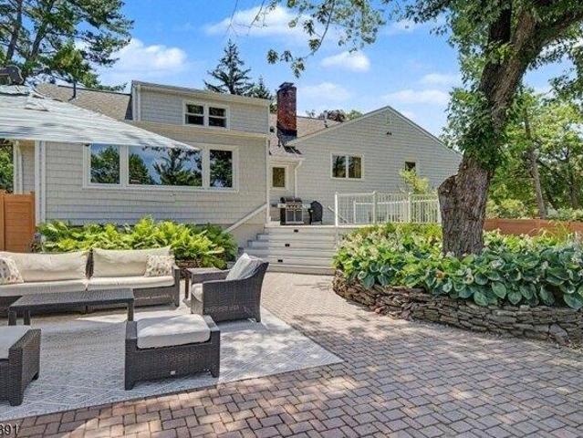 house with 4 bedroom, Livingston NJ ES105126162