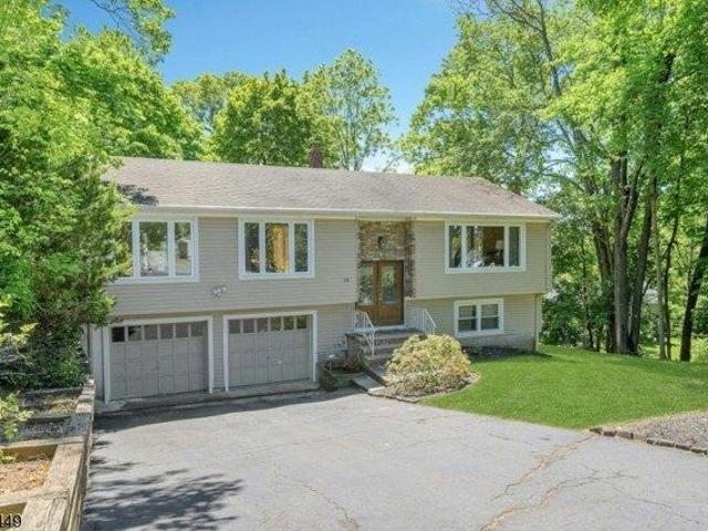 house with 4 bedroom, Livingston NJ ES102824075