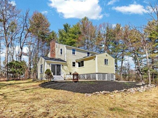 house with 4 bedroom, Londonderry NH DS101858828