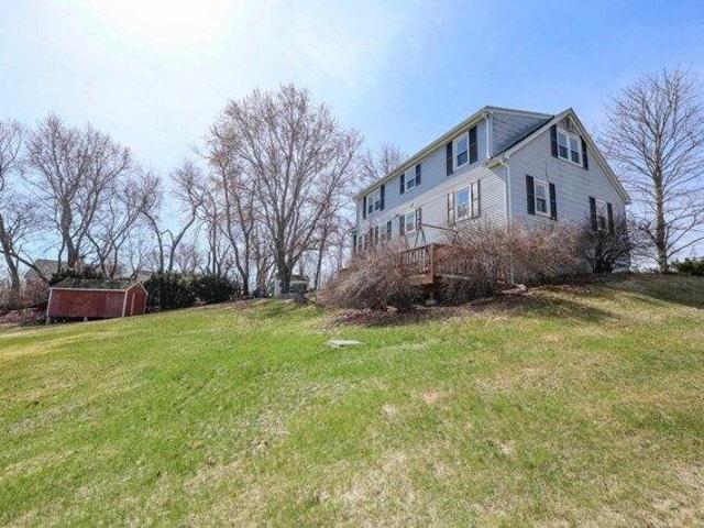 house with 4 bedroom, Londonderry NH DS101898636