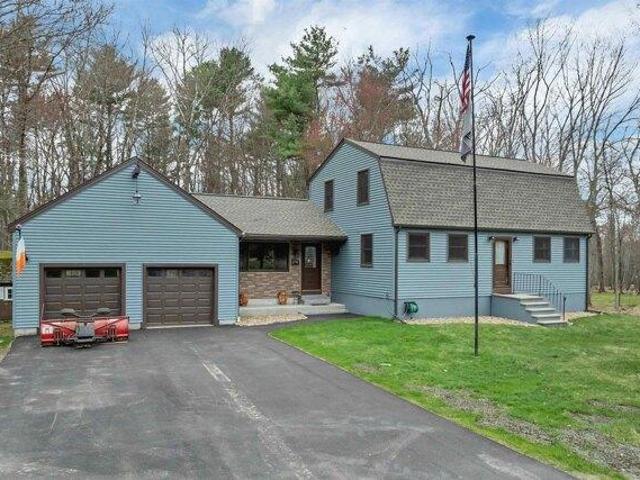 house with 4 bedroom, Londonderry NH DS102060966