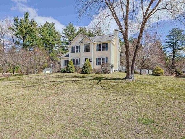 house with 4 bedroom, Londonderry NH DS102669345
