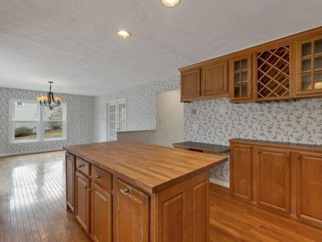 house with 4 bedroom, Londonderry NH DS102762862