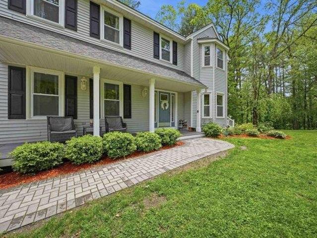 house with 4 bedroom, Londonderry NH DS103074483