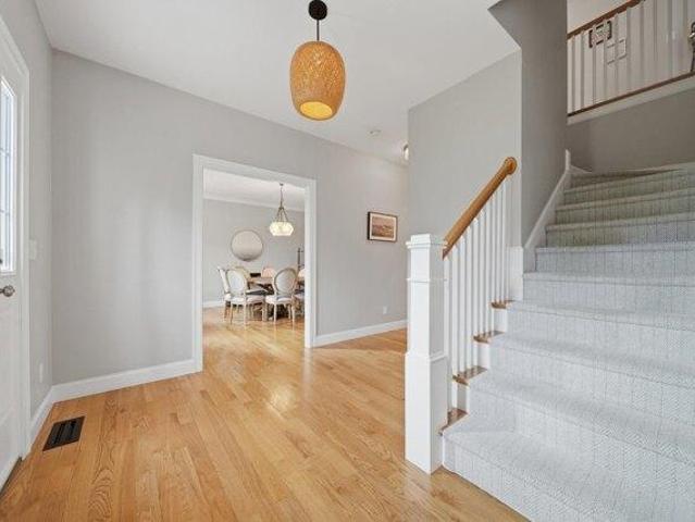 house with 4 bedroom, Londonderry NH ES104044503