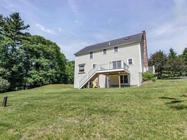 house with 4 bedroom, Londonderry NH ES104540205