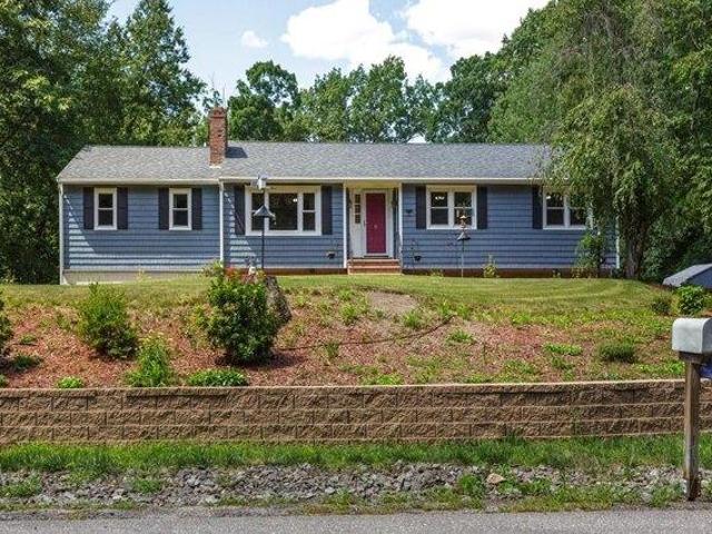 house with 4 bedroom, Londonderry NH ES105108461