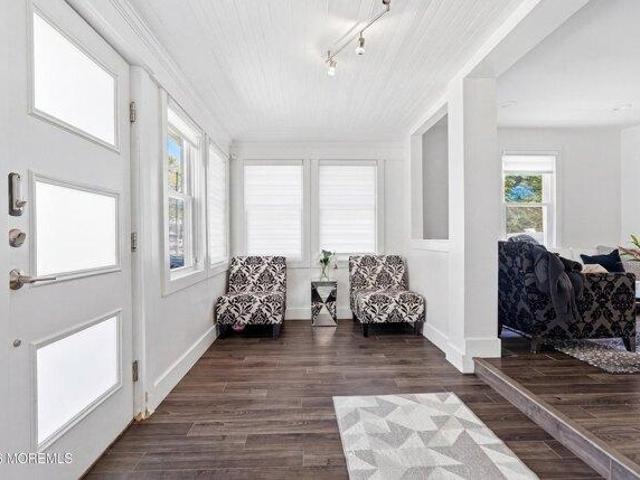 house with 4 bedroom, Long Branch NJ ES105158141