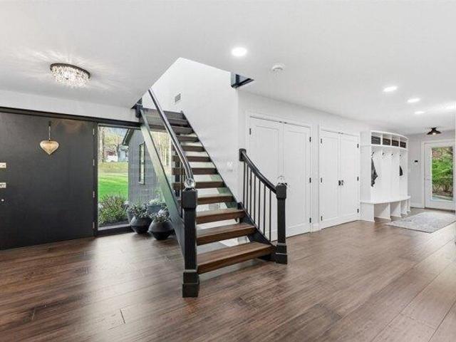house with 4 bedroom, Longmeadow MA DLS103073352