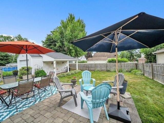 house with 4 bedroom, Longmeadow MA DS104352033
