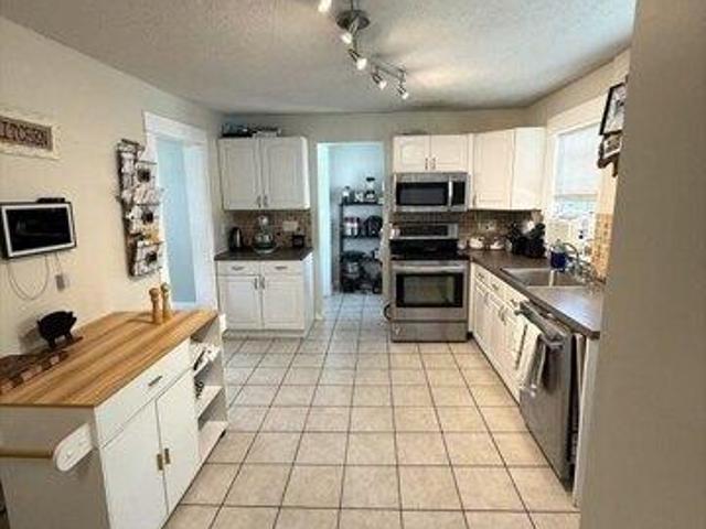 house with 4 bedroom, Longmeadow MA ES104605688