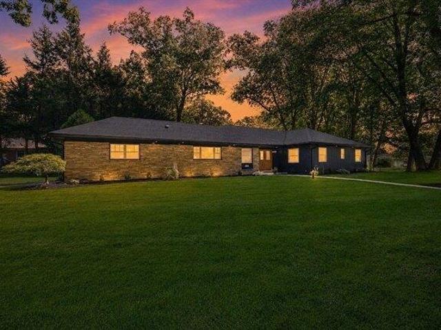 house with 4 bedroom, Longmeadow MA ES105094705