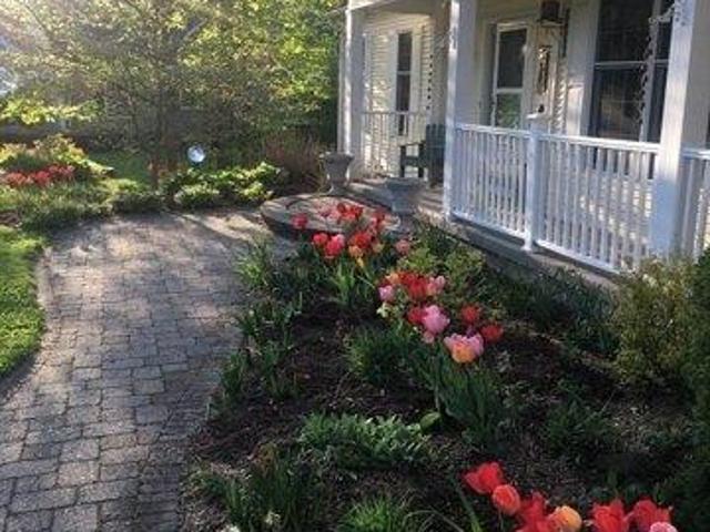 house with 4 bedroom, Longmeadow MA ES102923005
