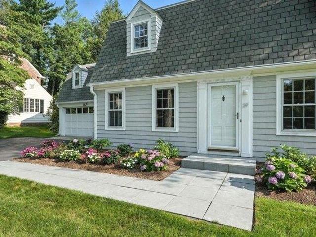 house with 4 bedroom, Longmeadow MA ES103438981