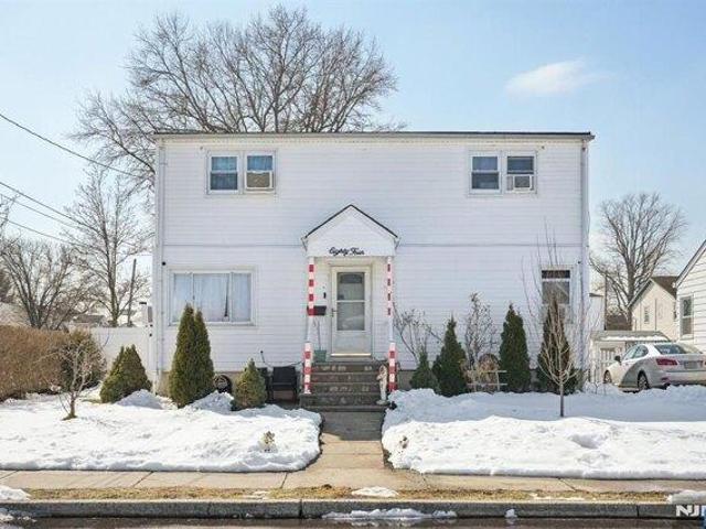 house with 4 bedroom, Lodi NJ DLS102528003