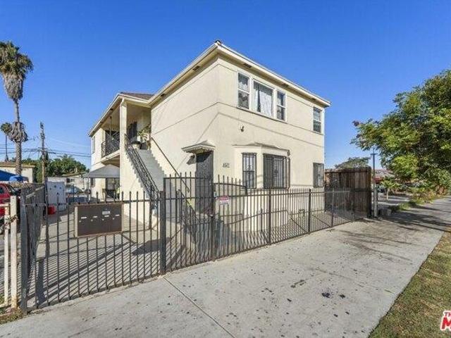 house with 4 bedroom, Los Angeles CA DS88420603