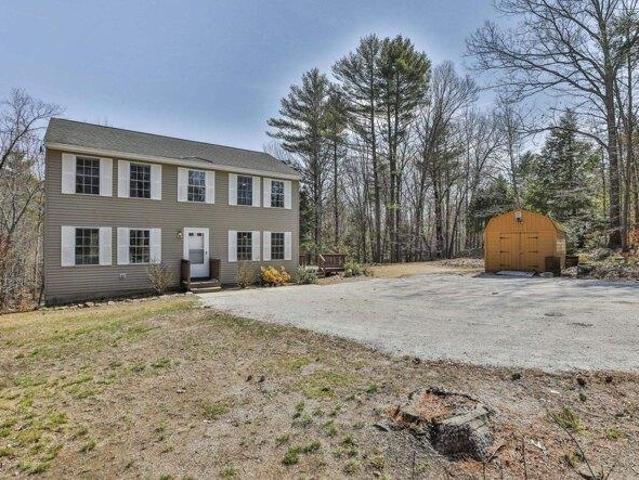 house with 4 bedroom, Loudon NH DLS103036231