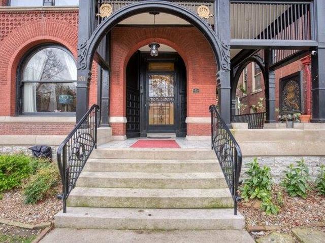 house with 4 bedroom, Louisville KY ES103501500