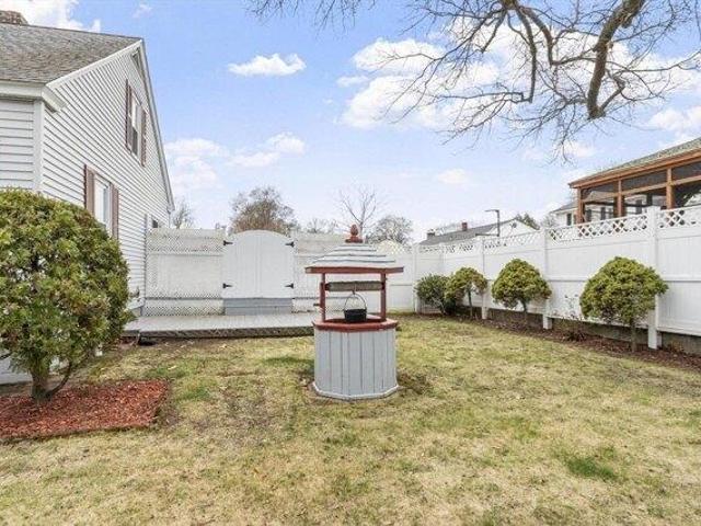 house with 4 bedroom, Lowell MA DLS102369736