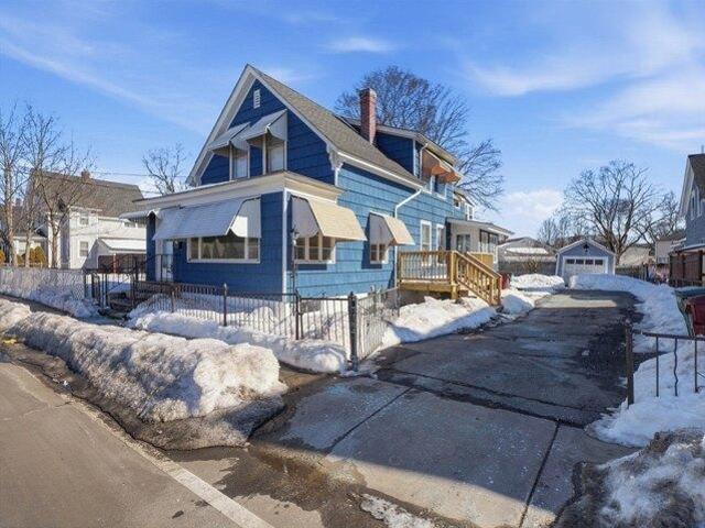 house with 4 bedroom, Lowell MA DS102279197