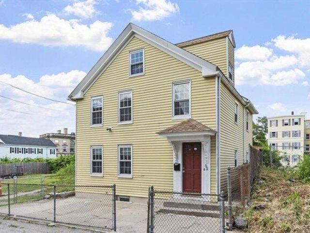 house with 4 bedroom, Lowell MA DS104150202