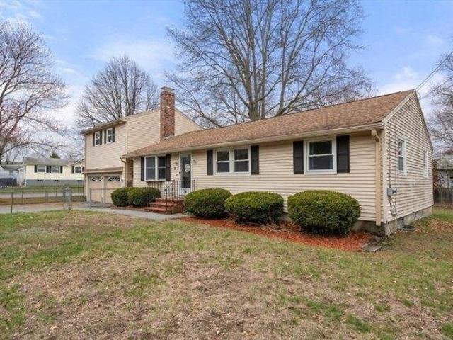 house with 4 bedroom, Lowell MA ES102962364