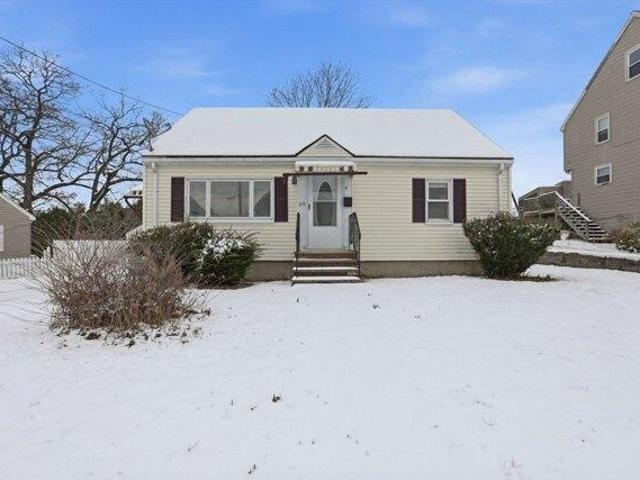 house with 4 bedroom, Lowell MA ES103497076