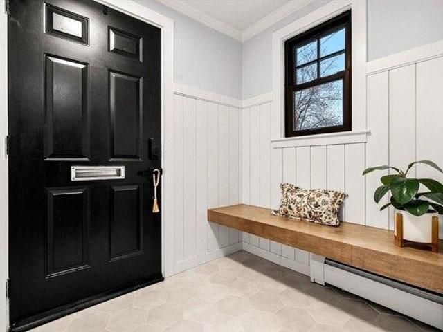 house with 4 bedroom, Lowell MA ES103036213