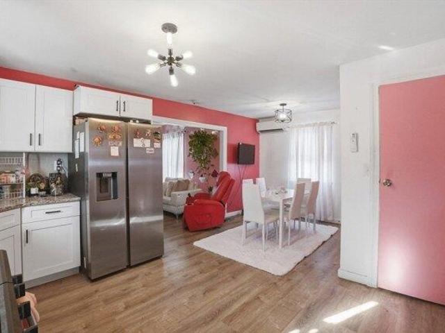 house with 4 bedroom, Lowell MA ES105040702