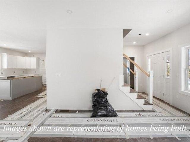 house with 4 bedroom, Lowell MA ES105232056