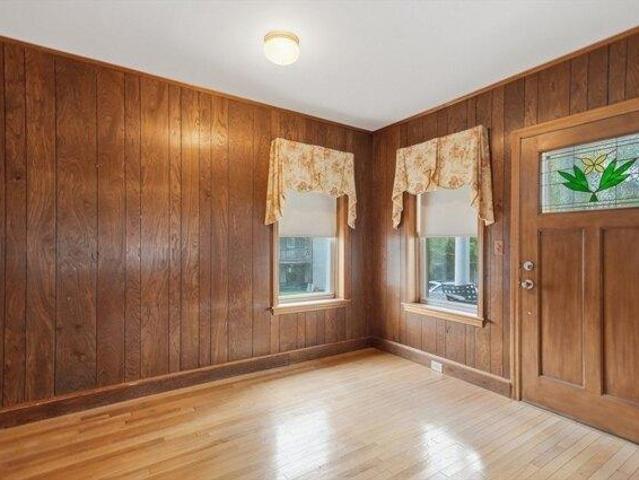house with 4 bedroom, Lowell MA ES105279618