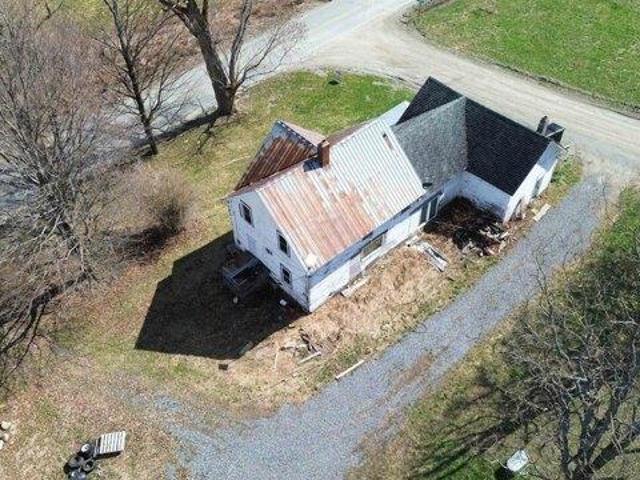 house with 4 bedroom, Lowell VT DS102445185