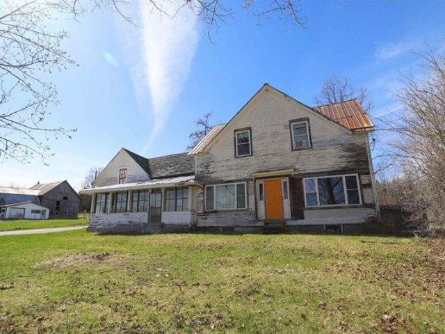 house with 4 bedroom, Lowell VT ES103432935