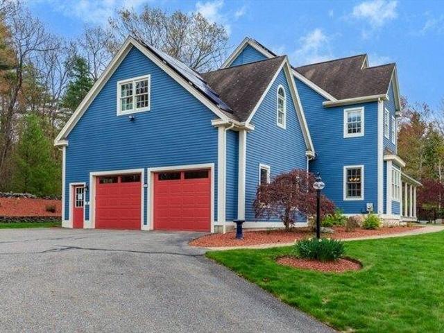 house with 4 bedroom, Lunenburg MA DS102346656