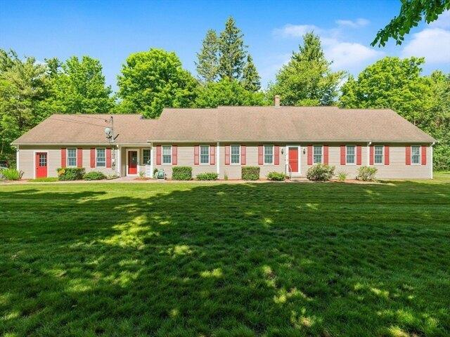 house with 4 bedroom, Lunenburg MA DS103249215