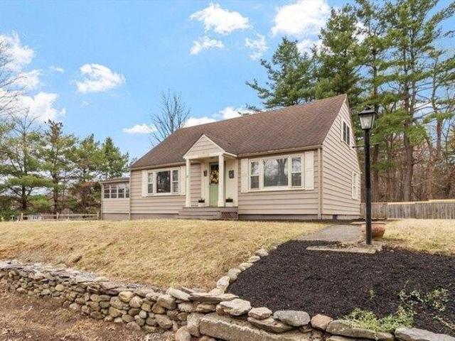 house with 4 bedroom, Lunenburg MA ES103249519