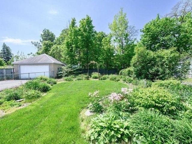 house with 4 bedroom, Ludlow MA ES103436170