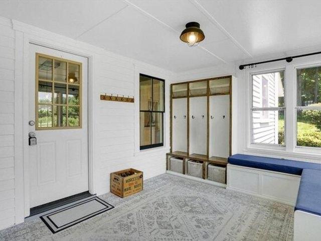 house with 4 bedroom, Ludlow MA ES103222522