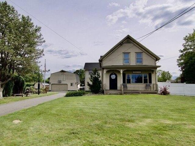 house with 4 bedroom, Ludlow MA ES104604973