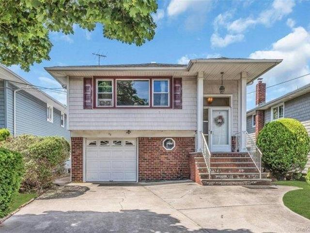 house with 4 bedroom, Lynbrook NY DS103605338