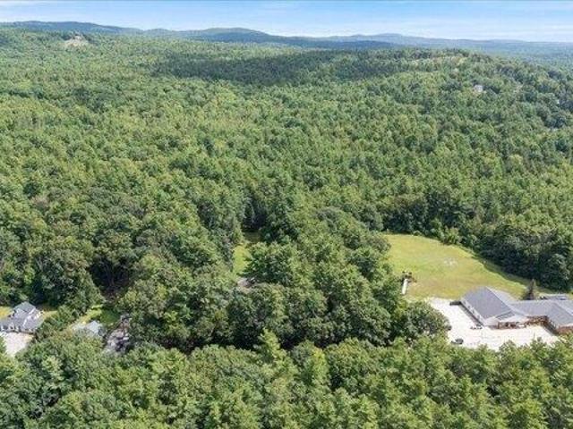 house with 4 bedroom, Lyndeborough NH ES104946362