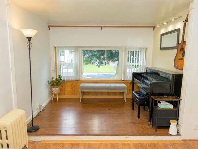 house with 4 bedroom, Lyndhurst NJ DS104150807