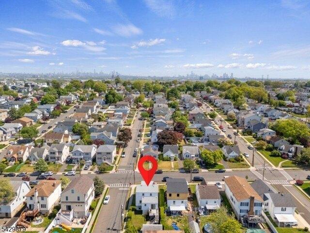 house with 4 bedroom, Lyndhurst NJ ES104296225