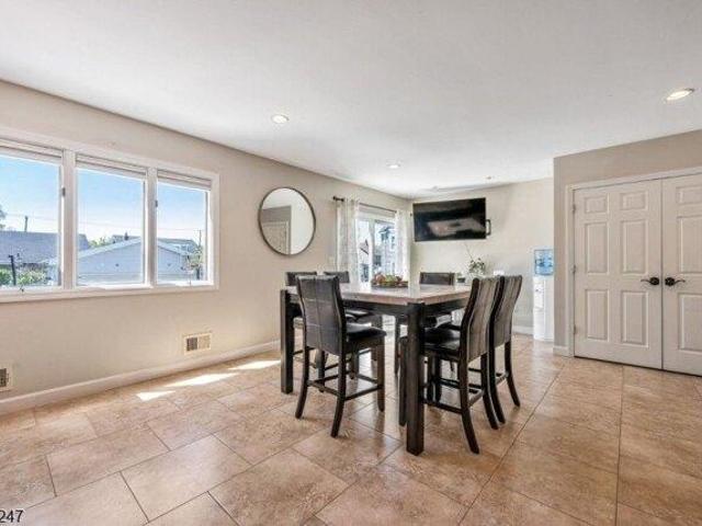 house with 4 bedroom, Lyndhurst NJ ES105193119