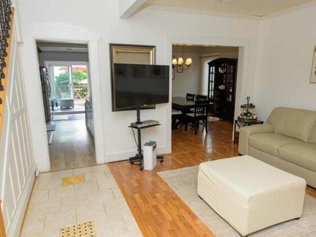 house with 4 bedroom, Lyndhurst NJ ES105204795